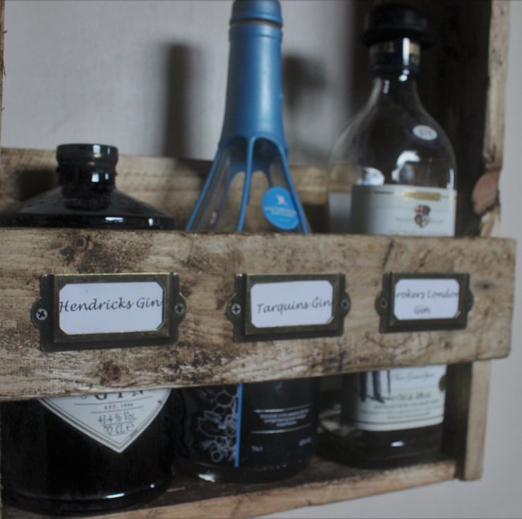 Gin rack, 9 bottles & 6 goblet glasses stor... - Folksy