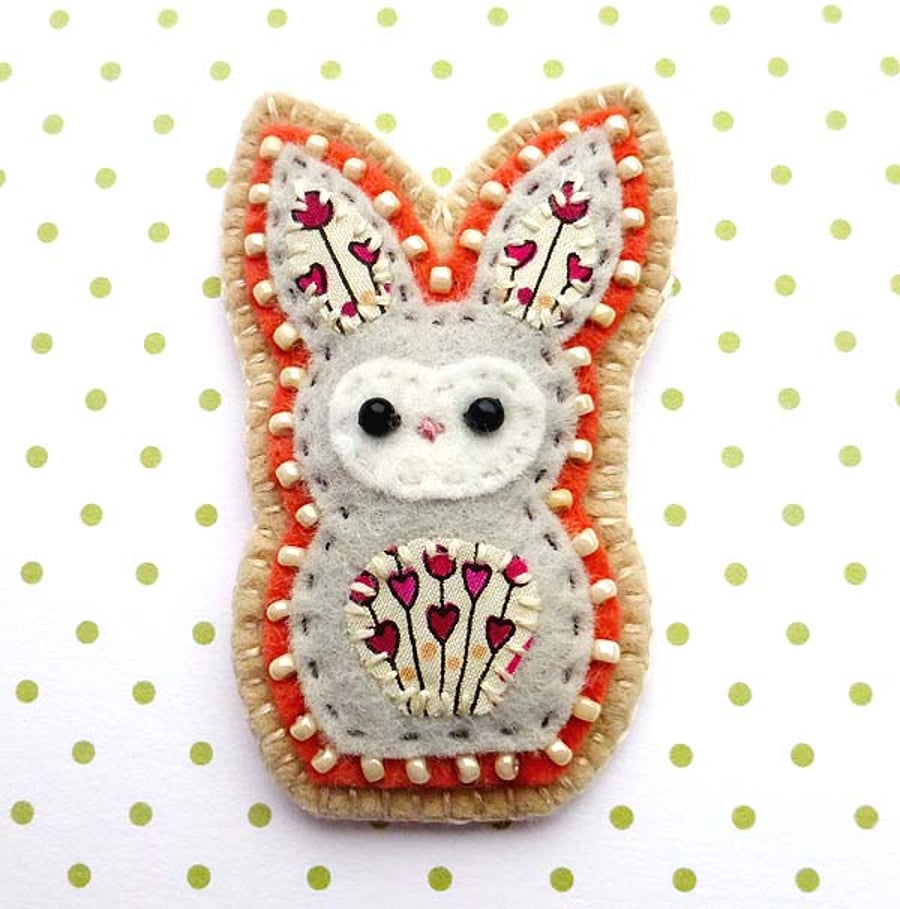 Easter Bunny Brooch - Folksy