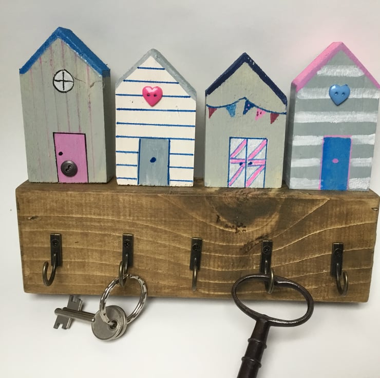 Rustic pretty beach hut key hooks made from rec... - Folksy