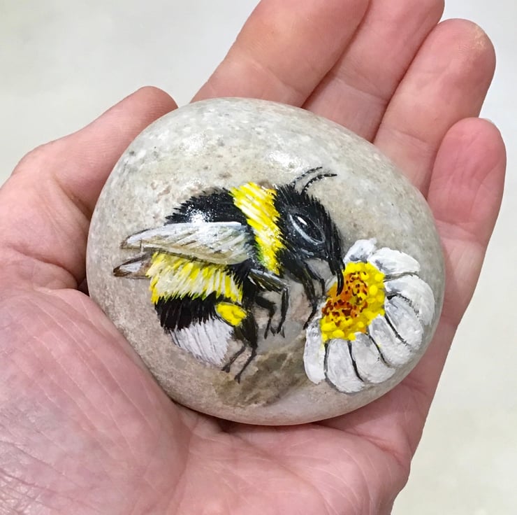Bee painted pebble garden rock art wildlife por... - Folksy