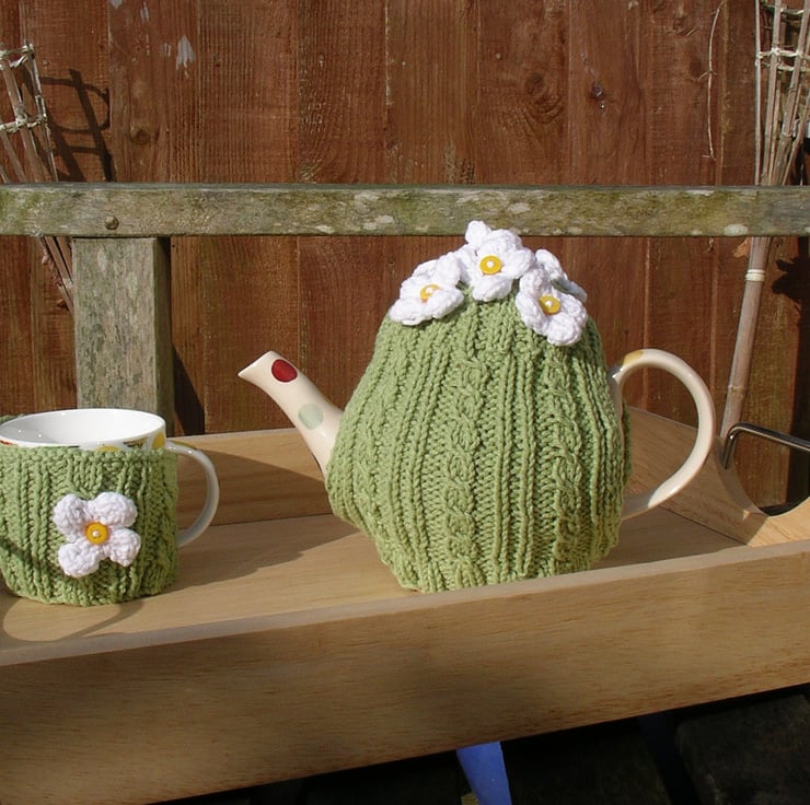 Mug Cosy with Daisy Flower in Green, Pink and T... - Folksy