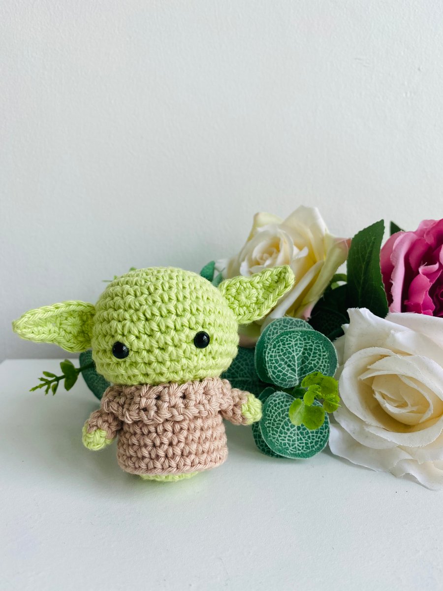 Crochet Baby Yoda - Folksy