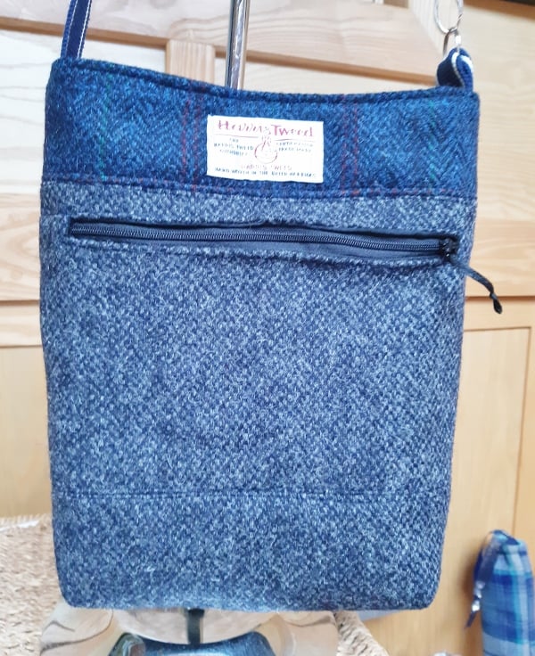 Dark grey and blue tweed bag - Folksy