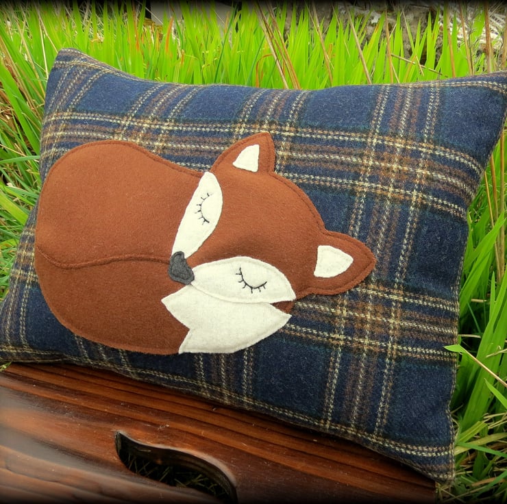 A snoozy fox cushion. Fox pillow. 45cm x 33cm. - Folksy