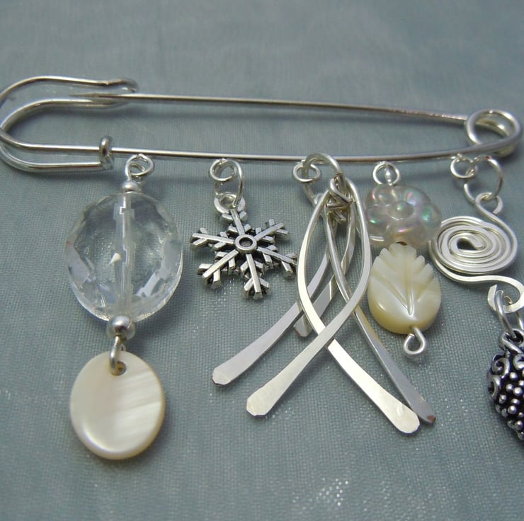 Silver plate kilt pin brooch - Folksy