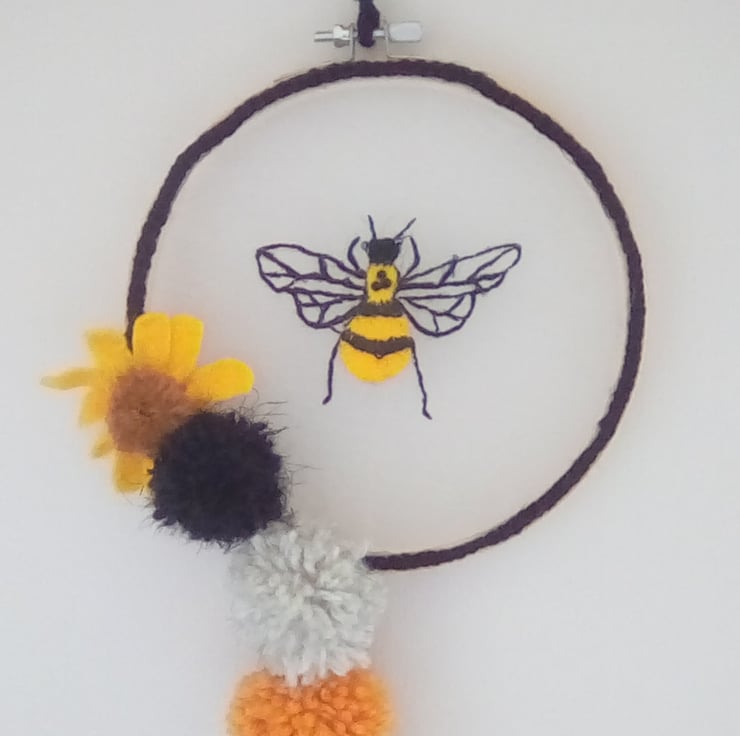 Bumble Bee Embroidery, Bee Decor, Bumble Bee Ha... - Folksy