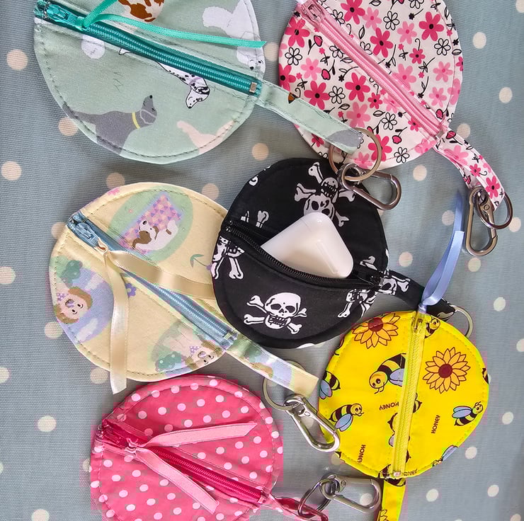 Ear Pod , Ear Bud Holders , Earphone , Purses - Folksy