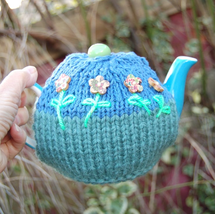 Tea cosy - to fit a small teapot, knitted tea ... - Folksy