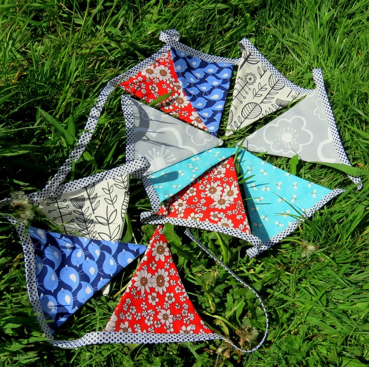 Summer bunting. Double sided fabric bunting. 23... - Folksy