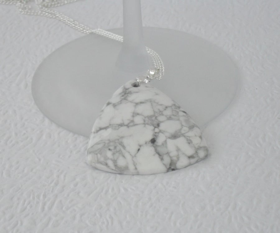 White and grey howlite pendant necklace - semi-... - Folksy