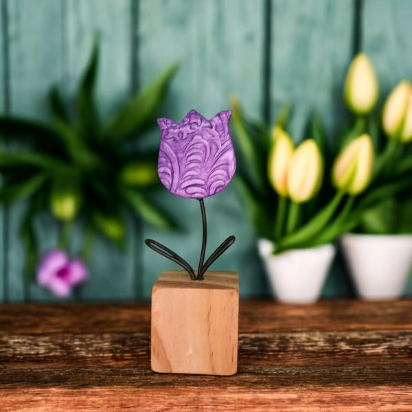 Purple Embossed Tulip Diffuser - Folksy