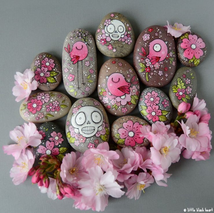 fern and flowers - painted pebble - Folksy