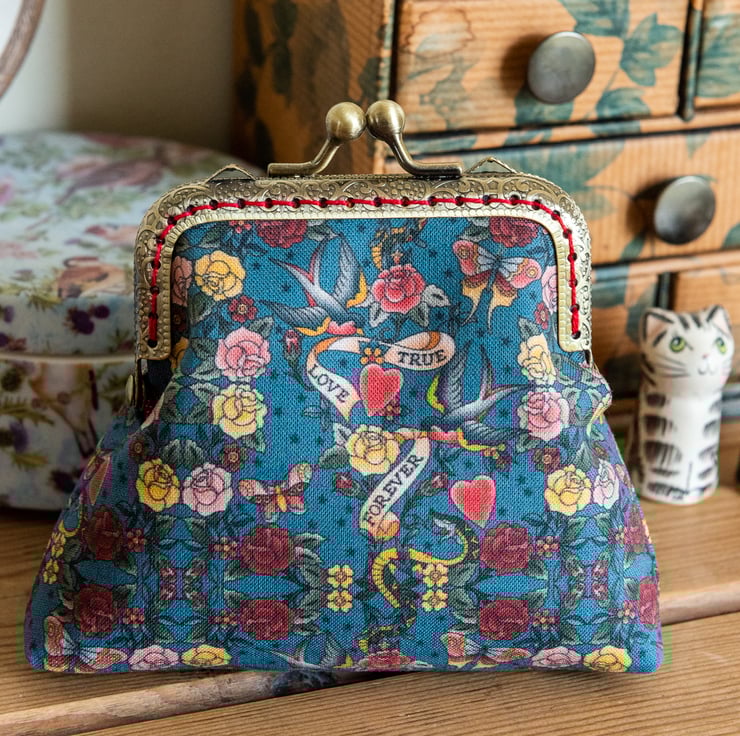 Coin purse made with beautiful vintage classic ... - Folksy