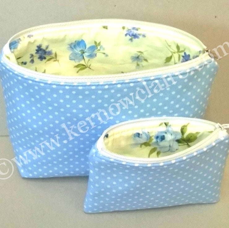 Blue coin purse with white spots - Folksy