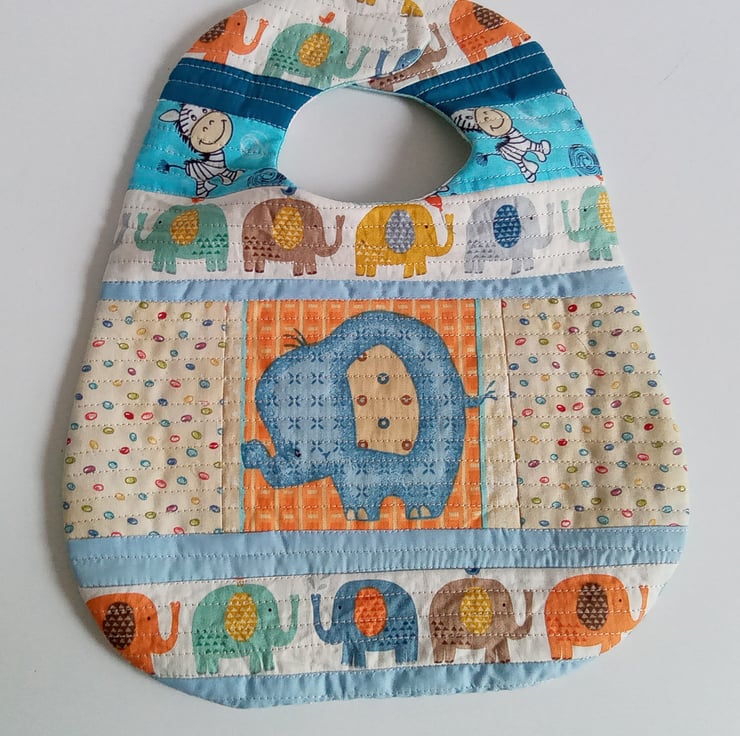 Bib, Patchwork bib, quilted, Reversible bib, OO... - Folksy
