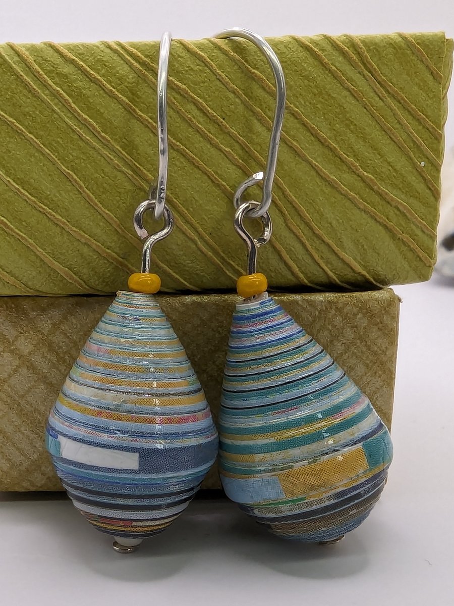 Paper and seed bead drop earings - Folksy