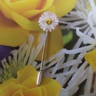 TINY Delicate White MARGUERITE DAISY PIN Weddin... - Folksy
