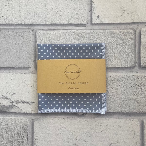 The Little Hankie. Polka dot. Handkerchief Hank... - Folksy