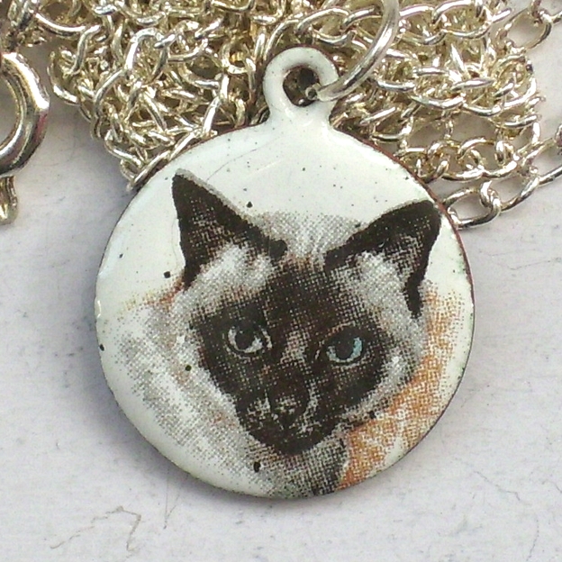 Enamel transfer on white pendant - siamese cat - Folksy