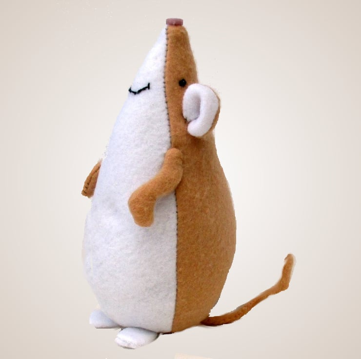 Brie soft toy mouse sewing pattern - Folksy