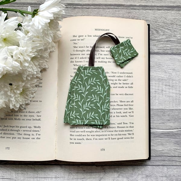 Tea bag bookmark, bookish tea gifts - Folksy
