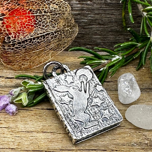 Leisa Howes Jewellery on Folksy