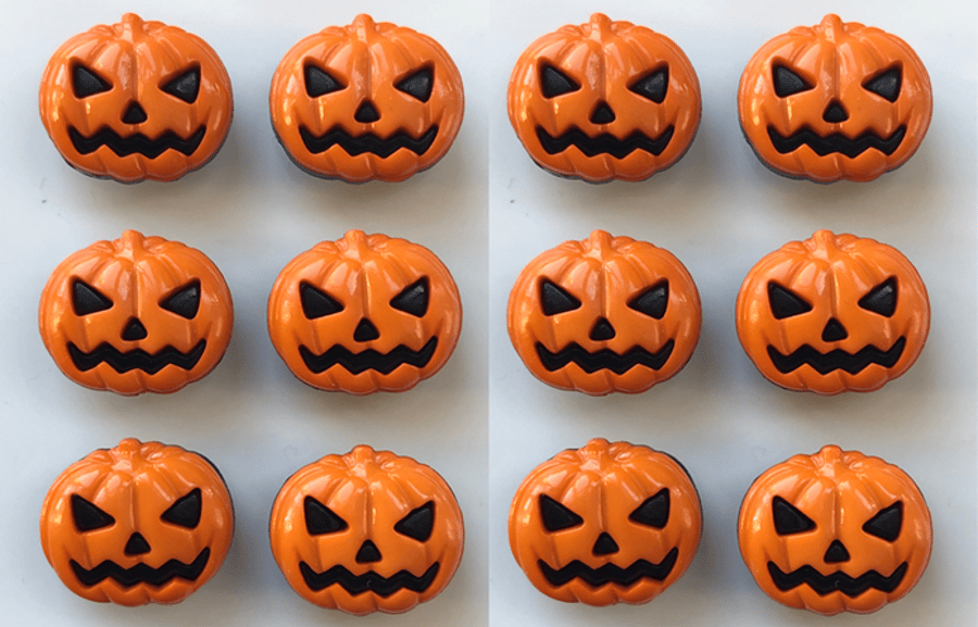 12 Scary Pumpkin Head Buttons, 18mm by 15mm, Pe... - Folksy