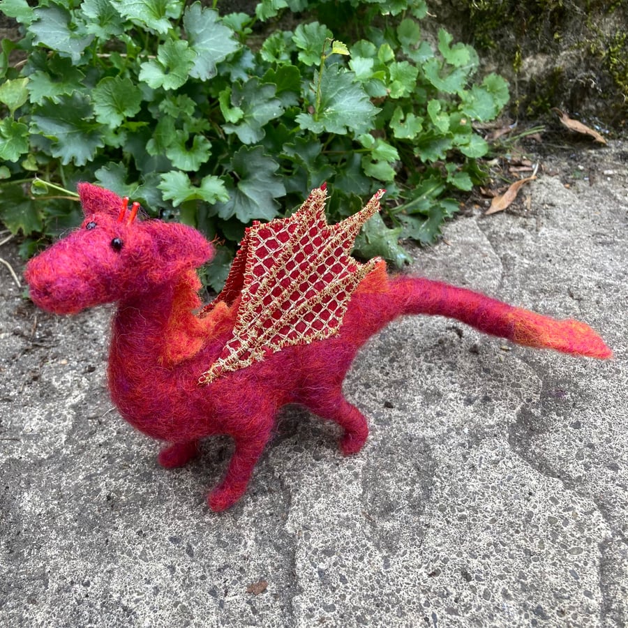 Small needle felted red dragon - Folksy