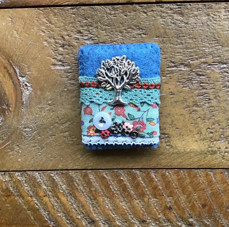 Brooch. Liberty fabric, felt, lace and tree charm. - Folksy