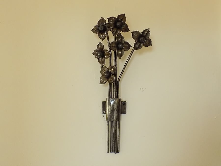 Wall Flowers.........................Wrought Ir... - Folksy