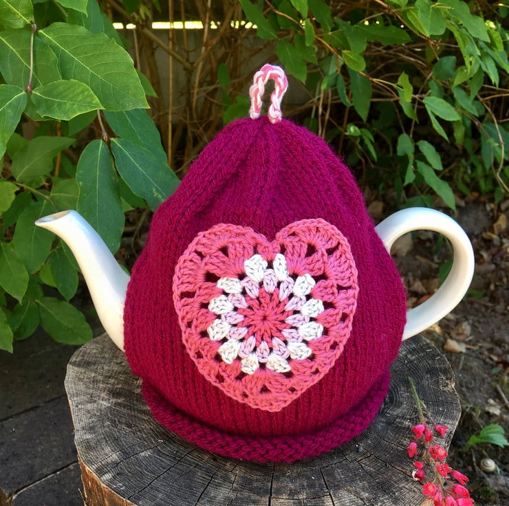 Crochet Heart Tea Cosy, Pink Granny Stitch Hear... - Folksy