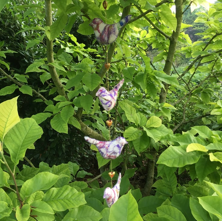 Felt hanging birds, string of birds, bird garland - Folksy
