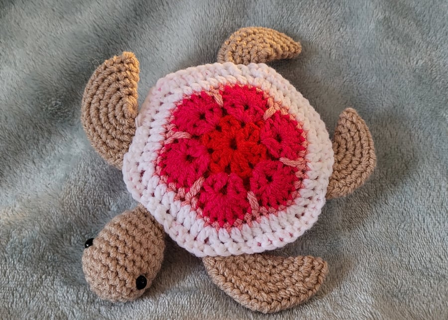 Crochet Valentine Turtle - White - Folksy