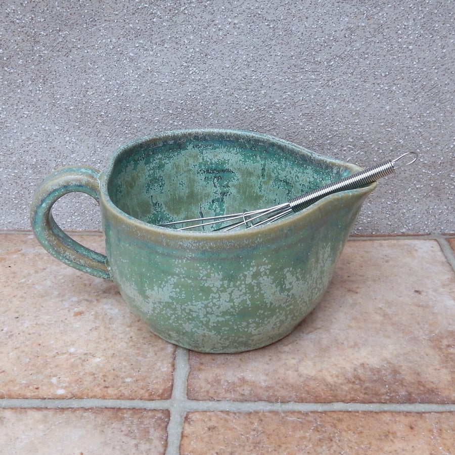 Batter mixing or pouring bowl sauce gravy jug o... - Folksy