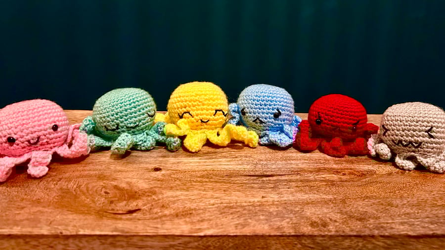 Emotional octopus - Folksy