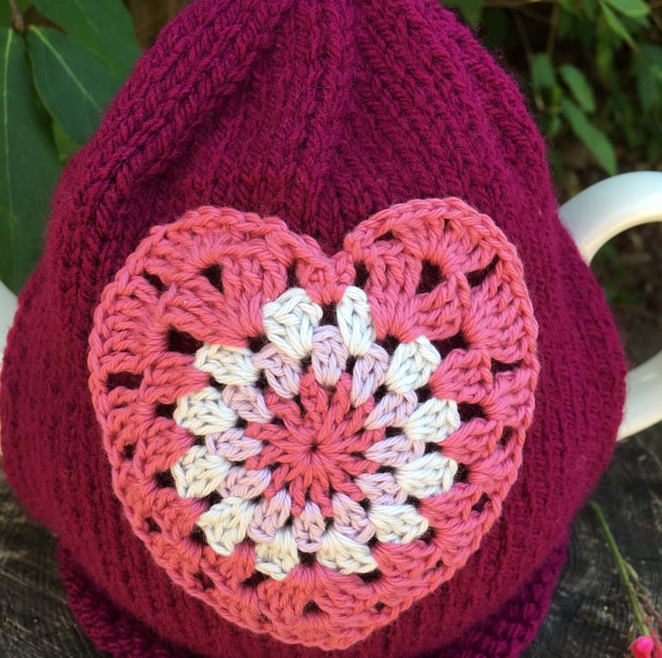 Crochet Heart Tea Cosy, Pink Granny Stitch Hear... - Folksy