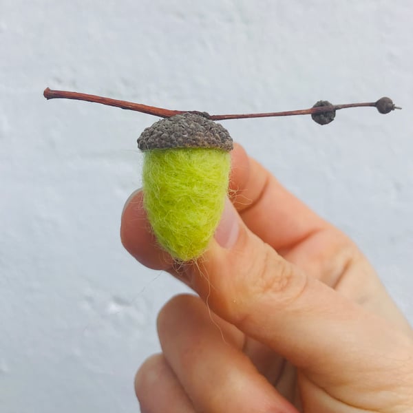 Acorn brooch, felted acorn brooch, acorn pin, a... - Folksy