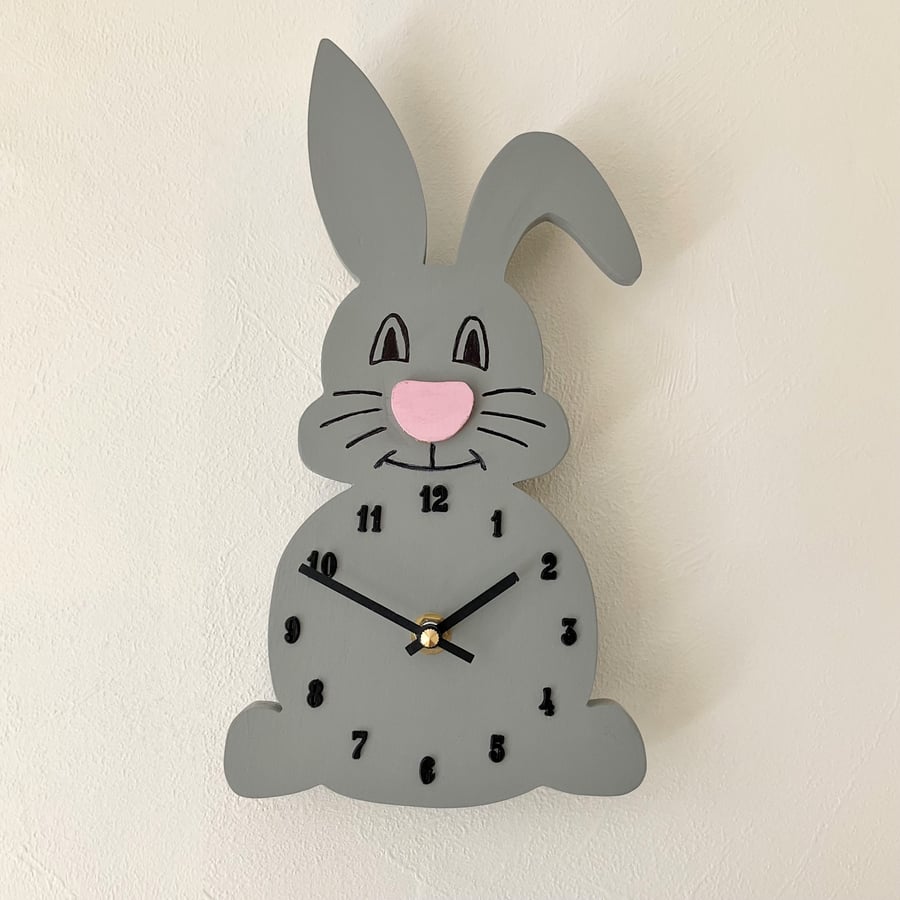 Rabbit Clock (WC18) - Folksy