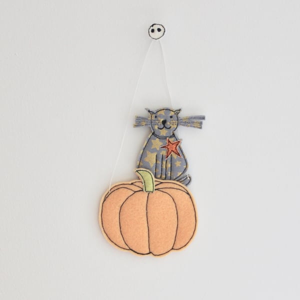 'Little Cat Sitting on a Pumpkin' - Hanging Dec... - Folksy