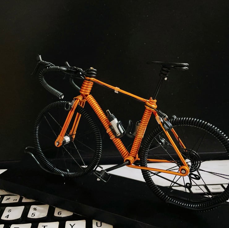 1:10 Scale Scale Wired Bike Model Golden Road B... - Folksy