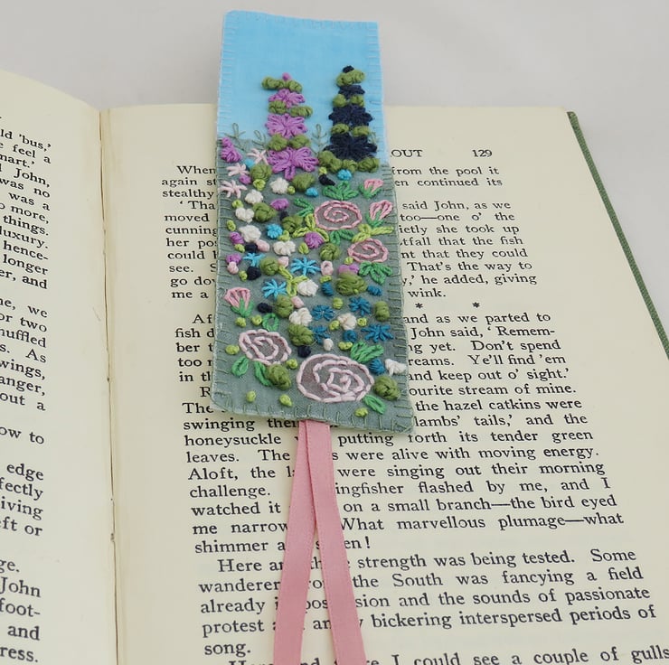 Garden Bookmark - embroidered and painted - Folksy