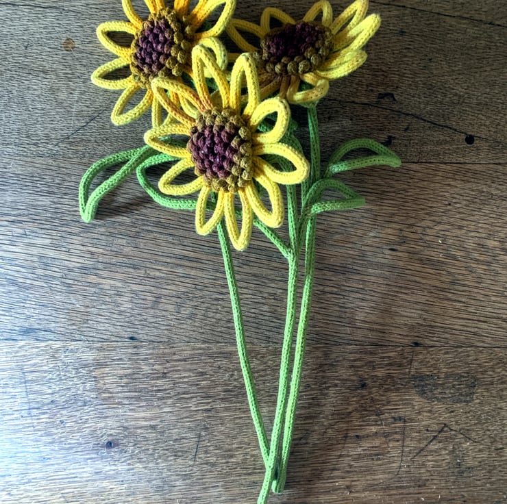 Simple String Sunflower - Folksy
