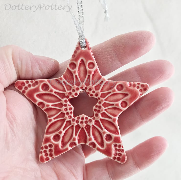 Ceramic star decoration Red - Folksy