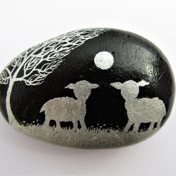 Painted Pebble, Sheep Gift, Stone Art, Lamb Roc... - Folksy