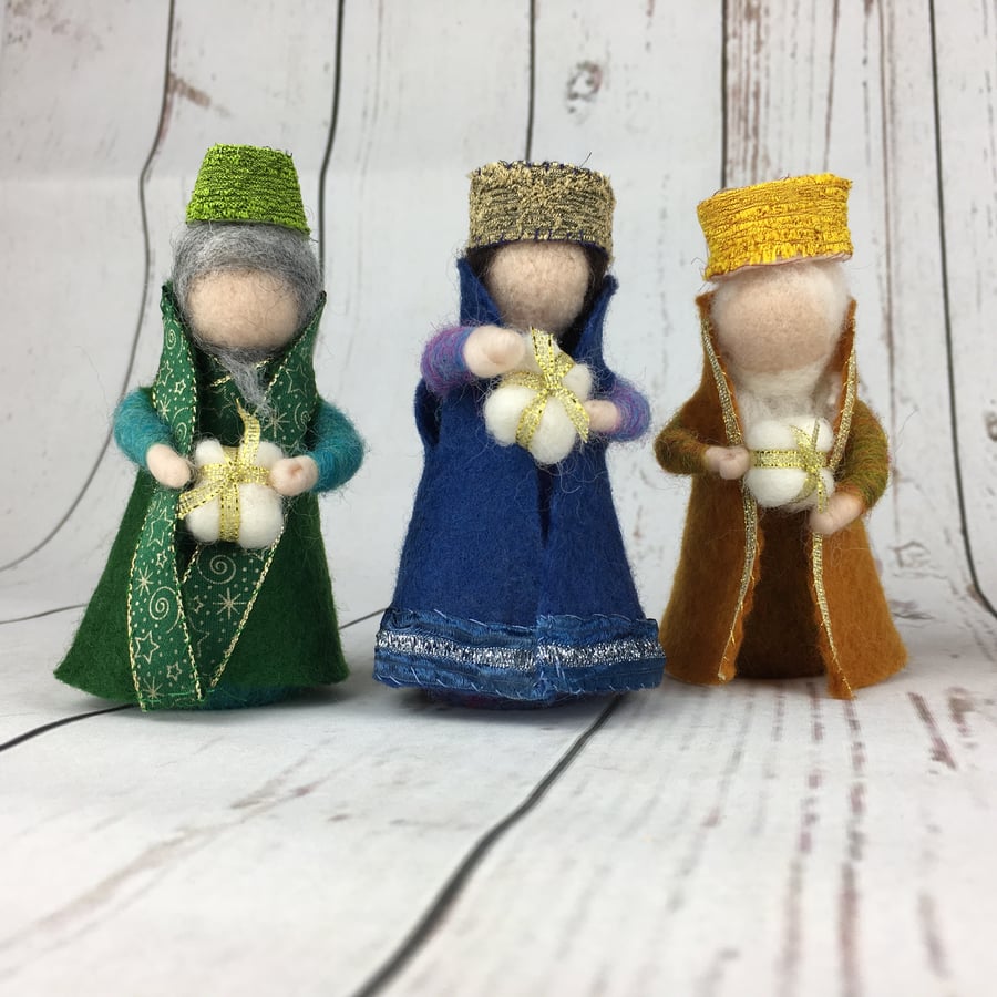 Three wise men, small nativity set, needle felt... - Folksy