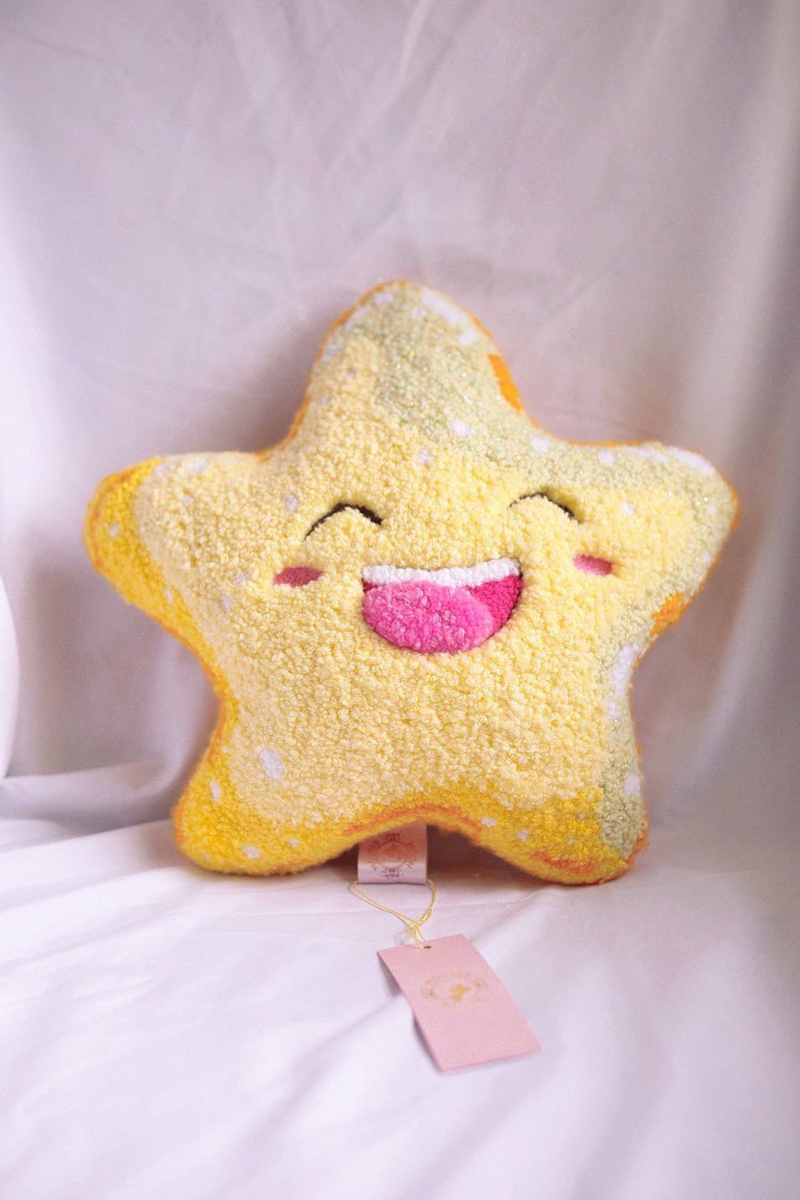 A smiling star cushion - Folksy