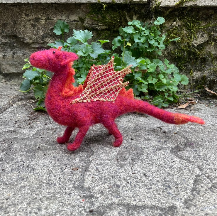 Small needle felted red dragon - Folksy