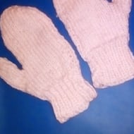 childs pink woolen mittens (088) - Folksy