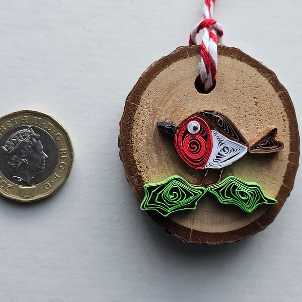 Little Quilled Robin Small Wood Slice Hanging D... - Folksy