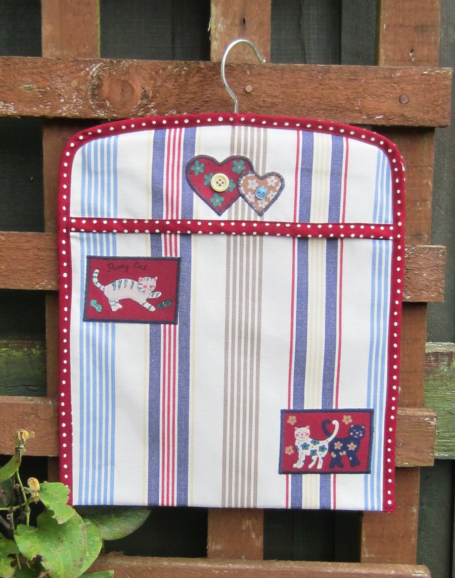 Cat and Hearts Peg Bag - Folksy